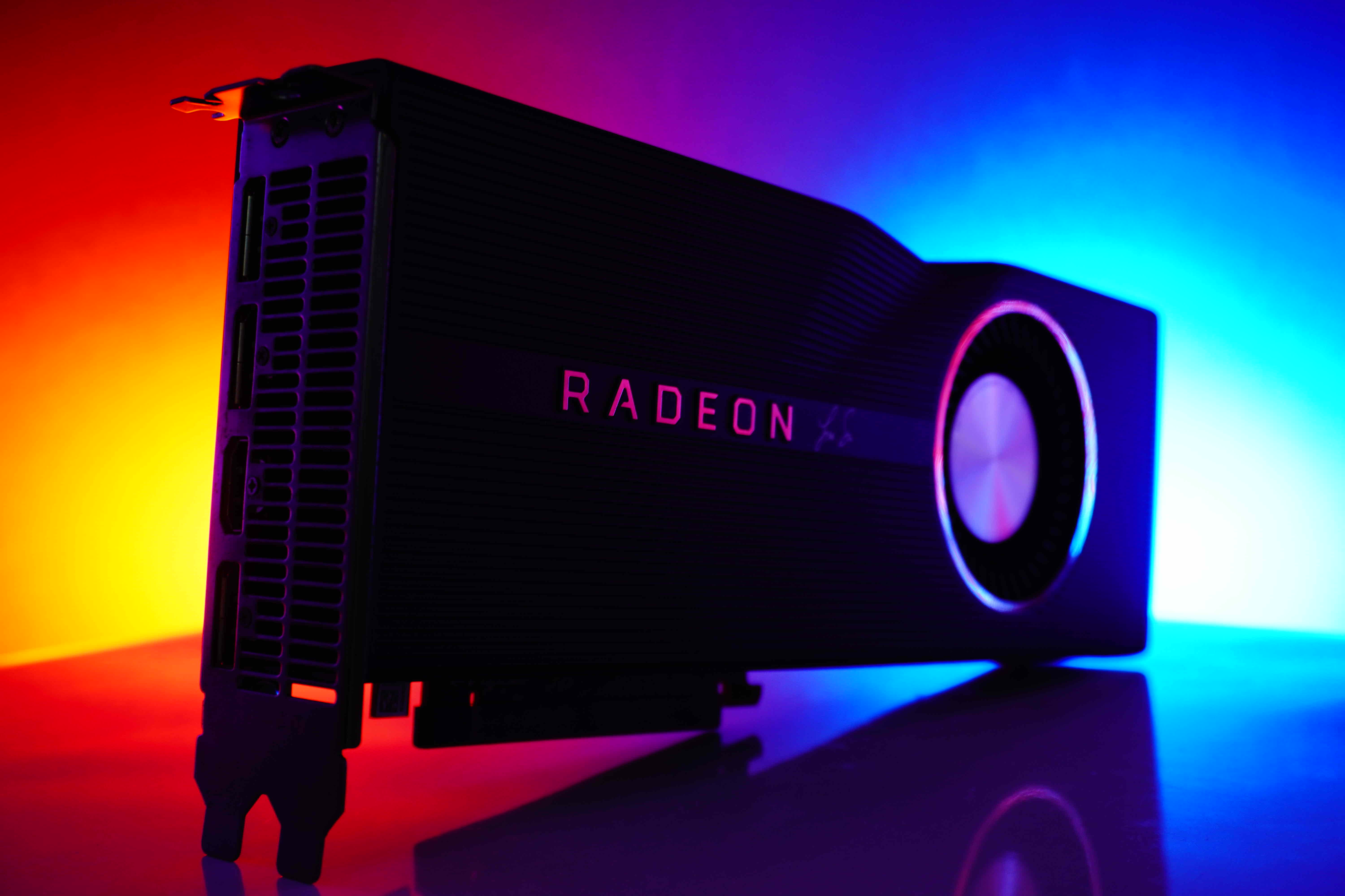 颜值与情怀！6800XT公版&5700XT 50周年纪念颜值比拼，更新镭7 - 电脑硬件 - Chiphell - 分享与交流用户体验